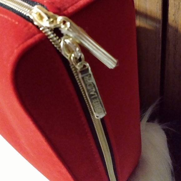 Estee Lauder | Bags | New Estee Lauder Red Velvet Cosmetic Case | Poshmark
